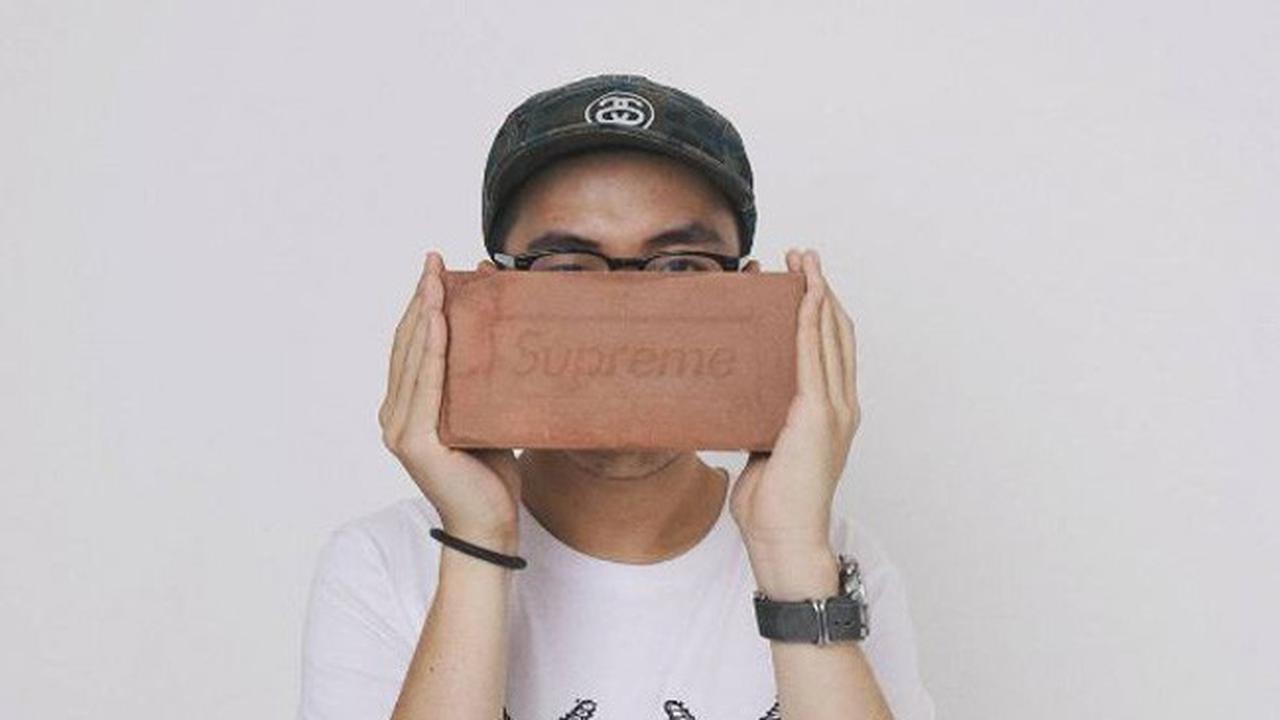 10 Produk Supreme Paling Nyeleneh dan Aneh. Meski Harganya Selangit ...