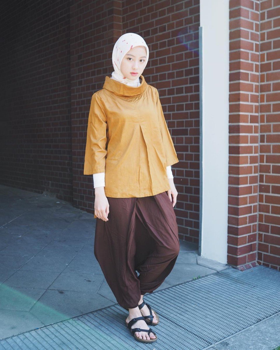 Padanan Anti Norak buat Atasan Warna Kuning Mustard. Selain Bikin Cerah ...