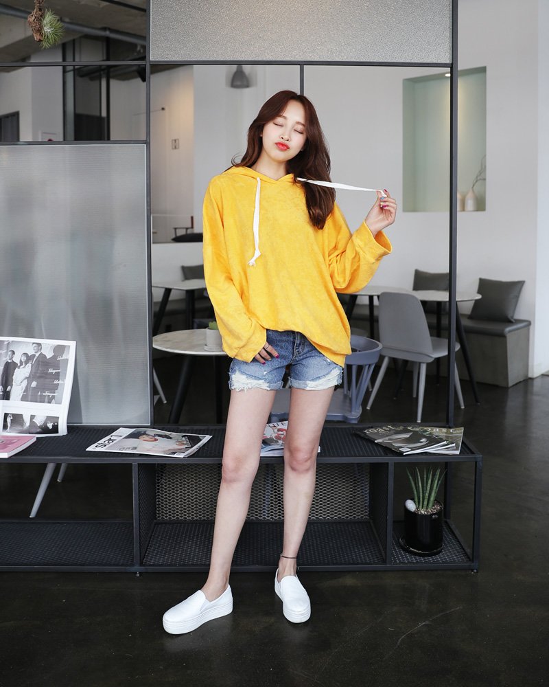 Padanan Anti Norak buat Atasan Warna Kuning Mustard. Selain Bikin Cerah ...