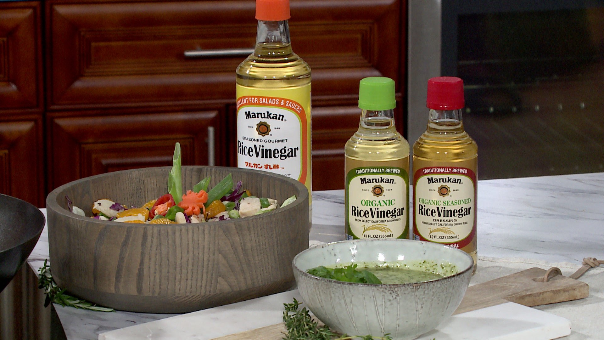 Cuka Itu Ada Banyak Jenisnya. 6 Macam Cairan Asam Ini Bisa Menambah ...