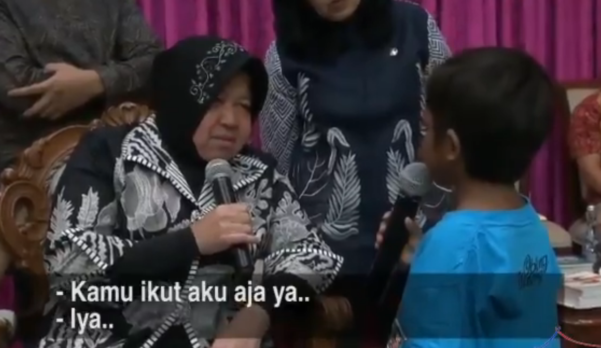 Bikin Mewek Bahagia, Cara Bu Risma Ngobrol sama Calon Anak Angkatnya ...