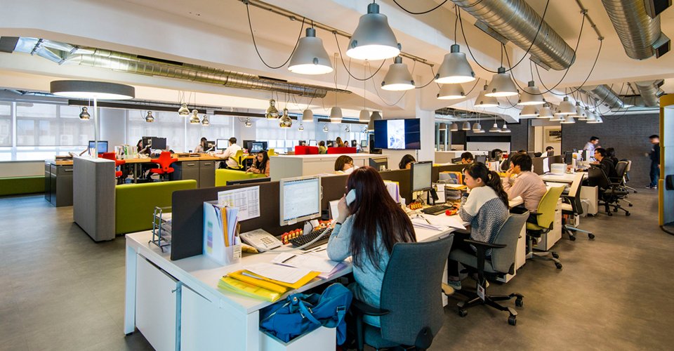 7 Posisi Jabatan di Bank & Tugasnya Selain CS & Teller