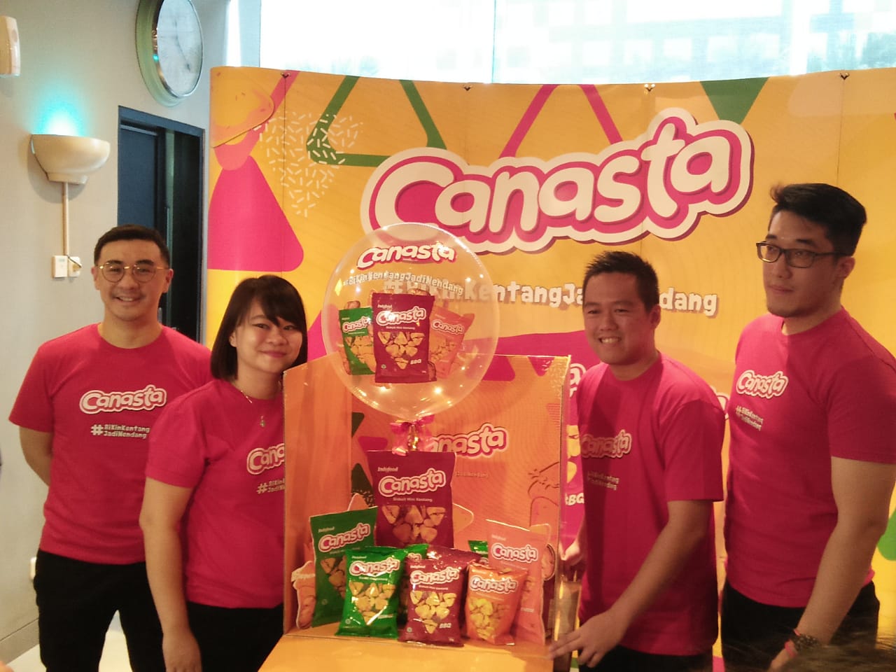 Biskuit Kentang Panggang Canasta Kembali Hadir Jadi Camilan Waktu ...