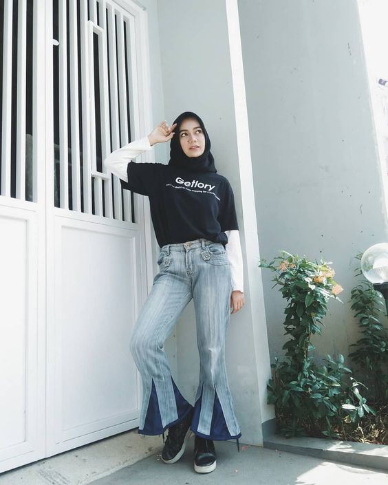 Nggak Takut Kuno, 9 Hijabers Ini Total Banget OOTD Pakai Celana Cutbray!