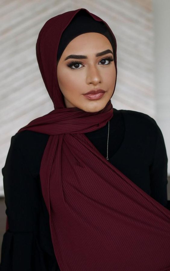 8 Tren Warna Pashmina yang Bakal Banyak Dicari Sepanjang 2020 Ini ...