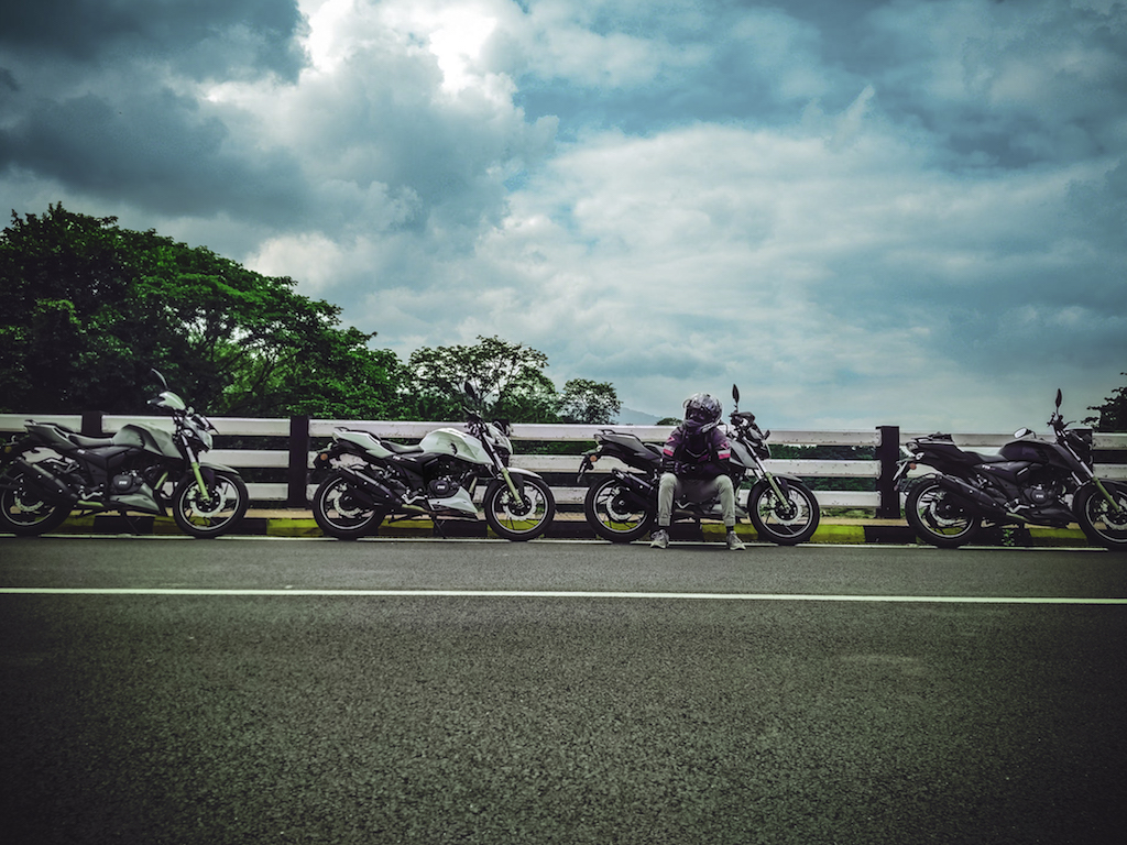 5 Tips Motoran di Era New Normal. Biar Bisa Seru-Seruan Bareng Teman ...