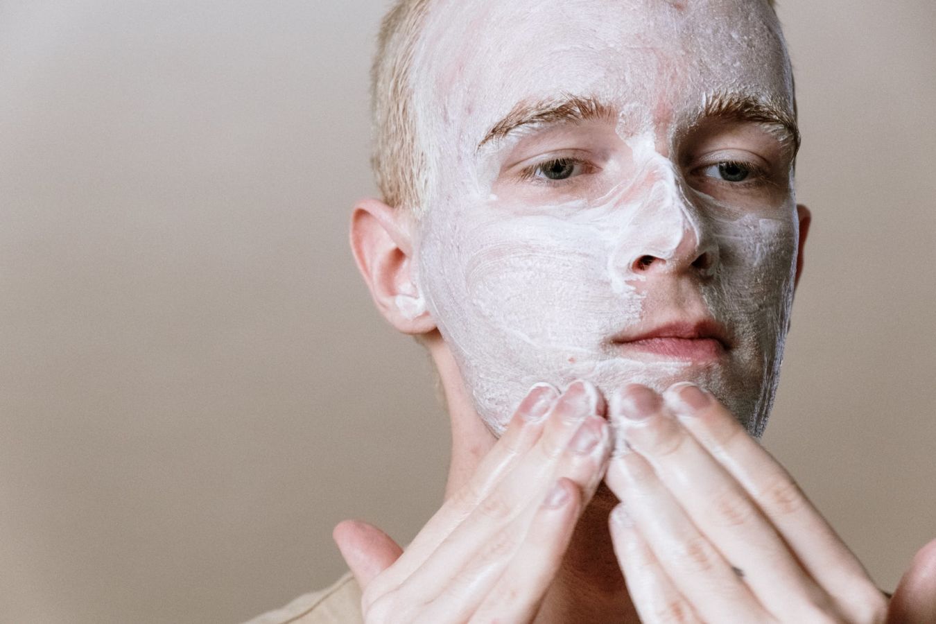 Pria atau Wanita, Semua Orang Perlu Memakai Body Scrub Ternyata Begini ...