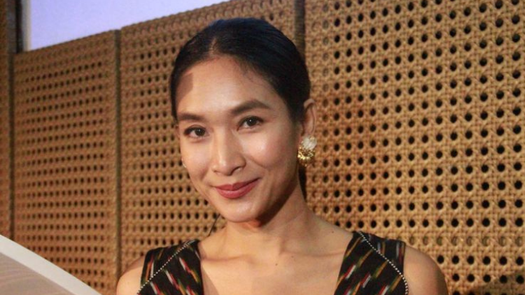 Happy Salma Bintangi Film Baru Garapan Kamila Andini yang Diangkat dari ...