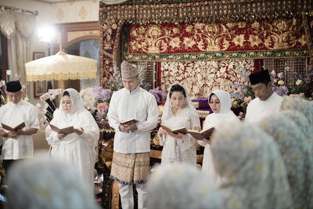 Kehamilan Berusia Empat Bulan, Nikita Willy Gelar Acara Pengajian ...