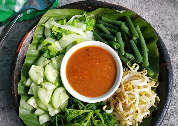 Resep Pecel Sayur Sambal Kacang ala Rumahan
