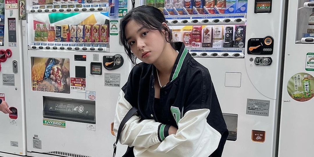 Zee JKT48 Minta Maaf Usai Video Ngevape Viral: Janji Akan Lebih Baik ke Depannya