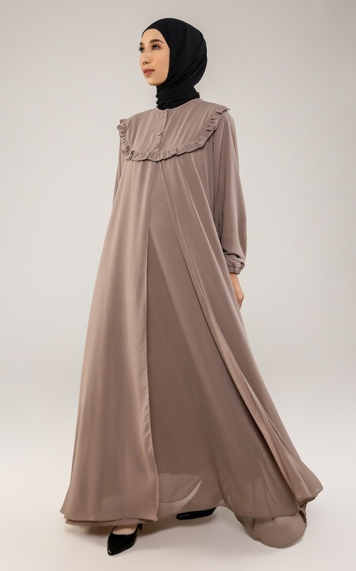 Baju Mocca Cocok dengan Jilbab Warna Apa? 7 Kombinasi Ini Bisa Kamu Tiru!