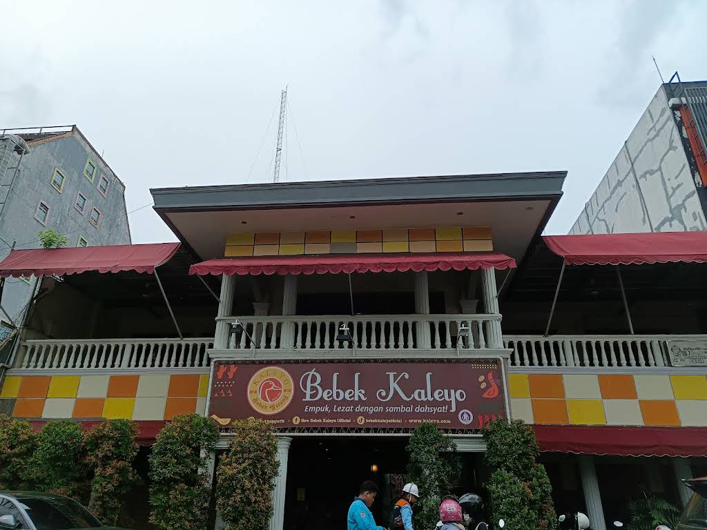 10 Rekomendasi Tempat Bukber di Jakarta Timur Buat Keluarga Maupun Anak Muda