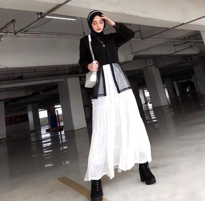 10 Ide OOTD Konser Hijab yang Stylish dan Nyaman Dipakai Berjam-jam